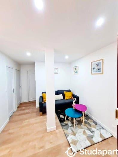 Bras de Fer-Tourelles, Évry-Courcouronnes - Appartement 1 pièce à louer