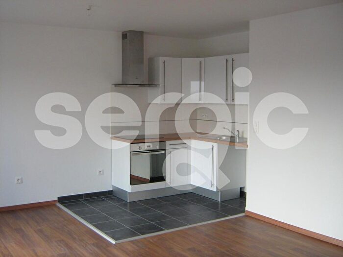 Appartement 3 pièces à Amiens, Saint-Pierre, à louer