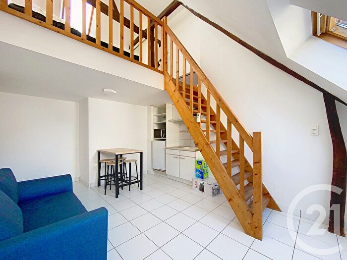 Appartement à louer - Cholet, Le Puy Saint-Bonnet - 2 pièces - 1 chambre