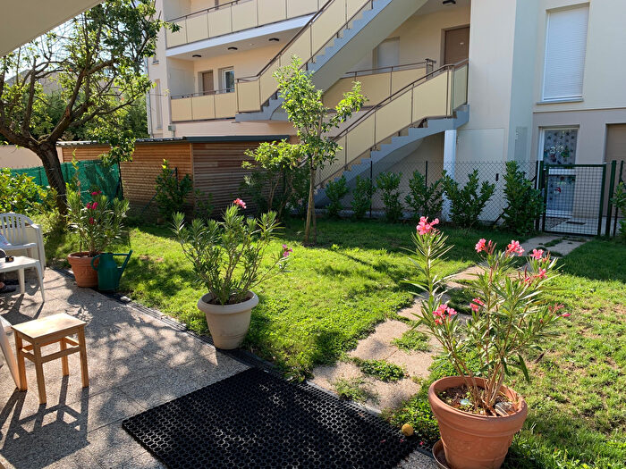 Appartement à vendre - Charbonnières-les-Bains - 5 pièces - 5 chambres