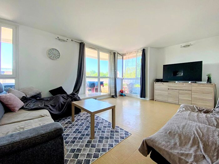 Appartement à vendre - Élancourt, Le Gandouget, Les Arbres, Les Coudrays - 3 pièces - 2 chambres