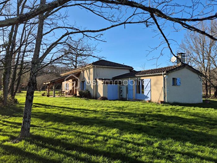 Maison à vendre - Auvillar - 5 pièces - 3 chambres