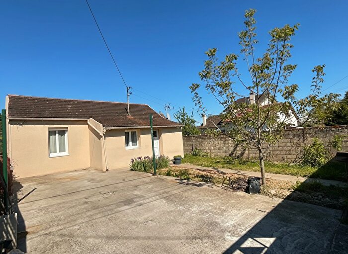 Rosny-sur-Seine : Maison 3 pièces à vendre