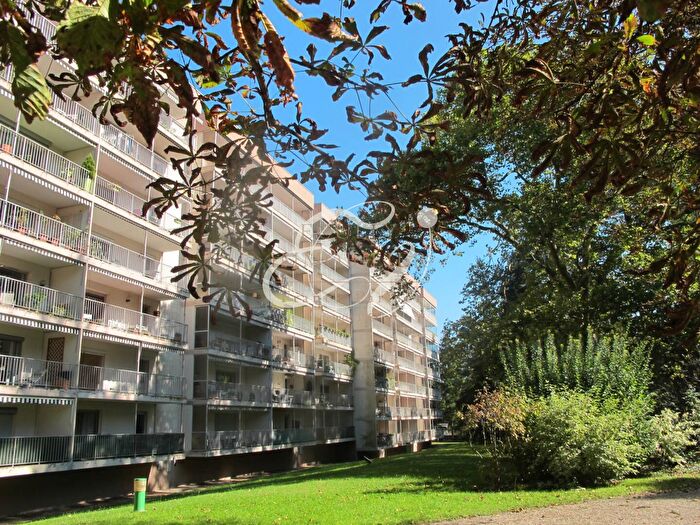 Appartement à louer - Le-Perollier, Écully - 3 pièces - 2 chambres
