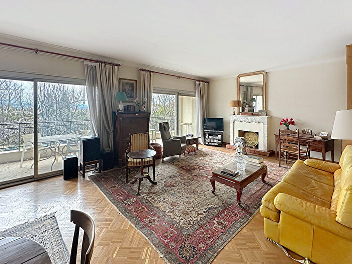 Appartement à vendre - Aix-en-Provence, Saint-Donat, Les Platanes - 5 pièces - 3 chambres