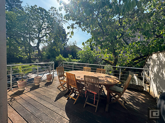 Chalon-sur-Saône, La Citadelle : Maison 9 pièces à vendre
