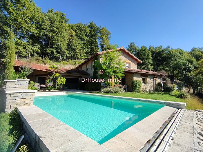 Maison 7 pièces à vendre à Saint-Vérand