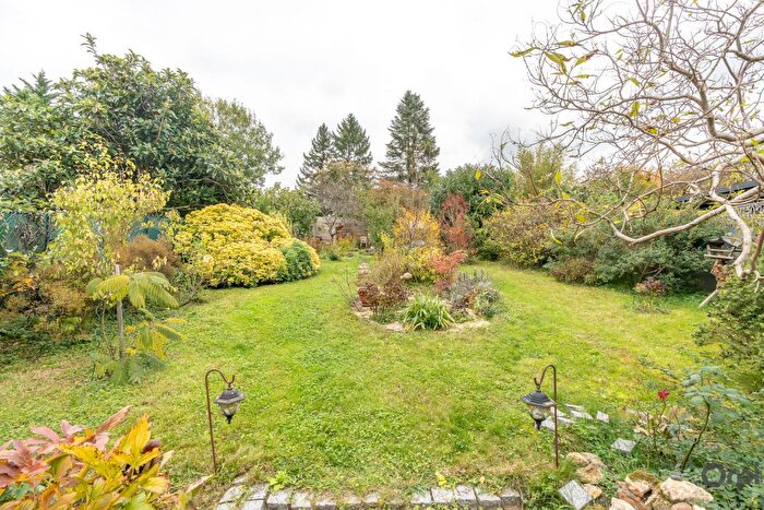 Maison à vendre - Champigny-sur-Marne, Le Plateau - 4 pièces - 3 chambres