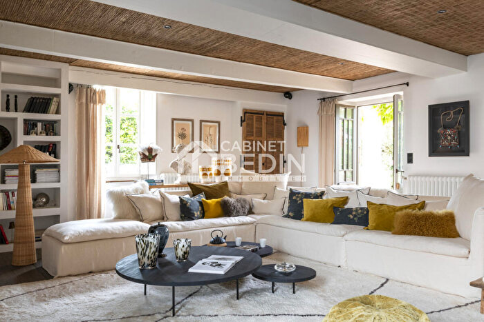 Maison à vendre - Eysines, Le Bourg - 7 pièces - 4 chambres