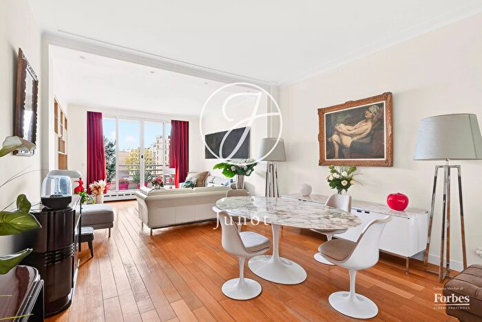 Paris 16ème, Auteuil-Nord, Jasmin, Mirabeau : Appartement 5 pièces à vendre