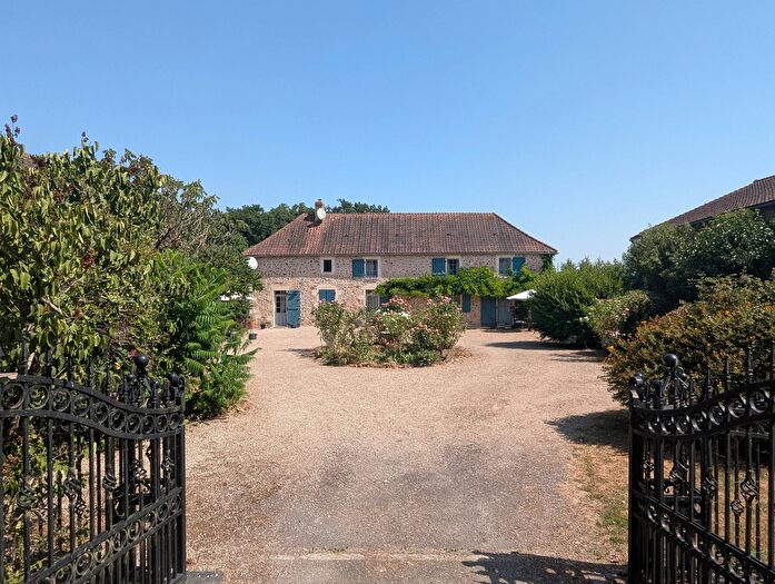 Maison 8 pièces à vendre - Nalliers