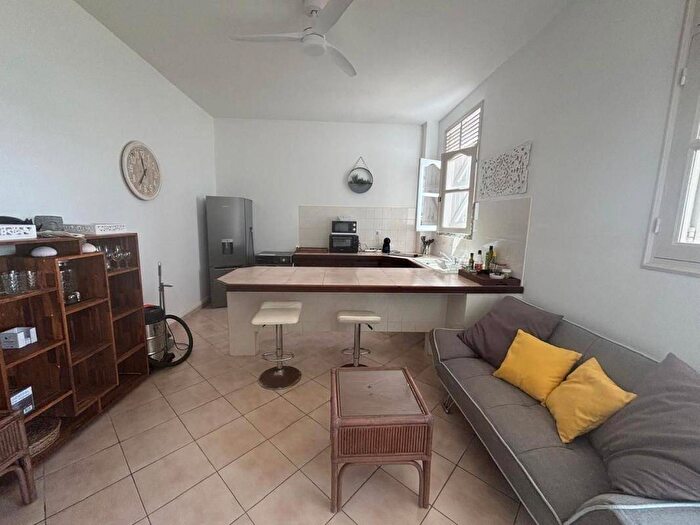 Appartement à louer - Saint-François - 2 pièces - 1 chambre