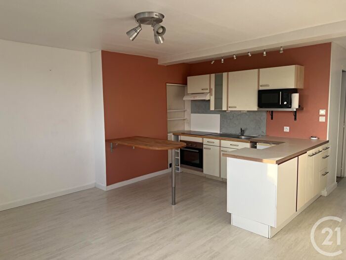 Appartement à louer - Fougères, Centre-ville, Urbanistes - 2 pièces - 1 chambre