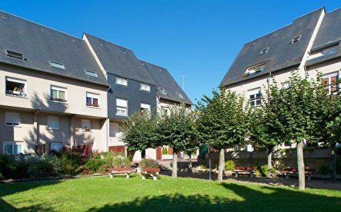Aubigny-sur-Nère : Appartement 4 pièces à louer