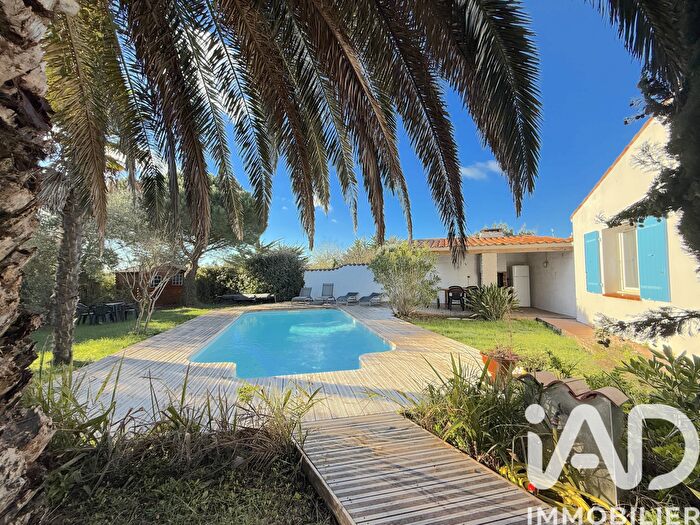 Maison à vendre - Le Château-dOléron - 5 pièces - 2 chambres