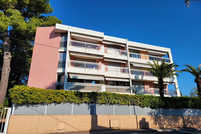 Appartement à vendre - Antibes, Juan-les-Pins, Le Cap - 2 pièces - 1 chambre