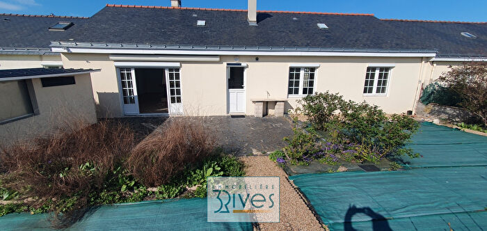 Maison à vendre - Sainte-Gemmes-sur-Loire - 6 pièces - 3 chambres