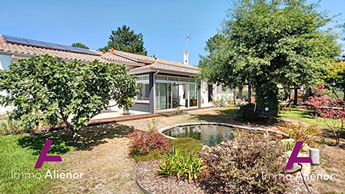 Maison à vendre - Andernos-les-Bains - 6 pièces - 4 chambres