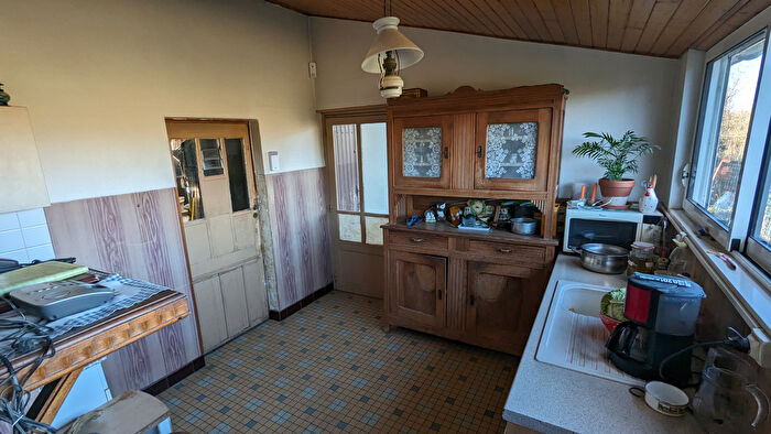 Maison à vendre - Taugon - 6 pièces - 3 chambres