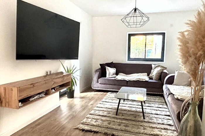 Appartement à vendre - Aix-les-Bains, Lafin, Saint-Simond - 3 pièces - 2 chambres