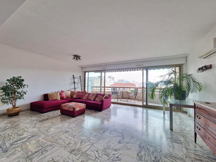 Appartement à vendre - Marseille e , Saint-Giniez - 3 pièces - 2 chambres