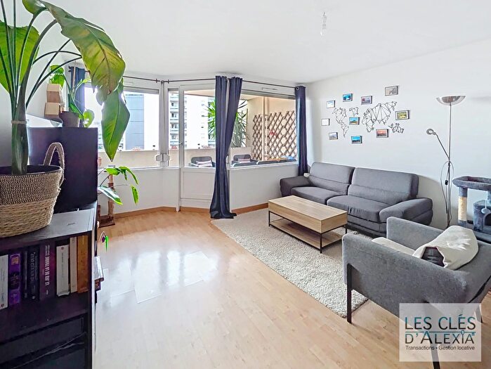 Appartement 3 pièces à vendre à Vénissieux, Georges Levy, Ernest Renan, Moulin à vent