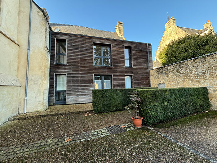 Appartement à vendre - Bayeux, Centre-ville, Saint-Jean - 3 pièces - 2 chambres