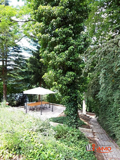 Maison à vendre - Lamure-sur-Azergues - 11 pièces - 6 chambres