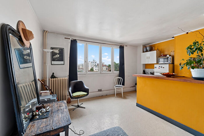 Appartement à vendre - Clamart, Gare - 1 pièce