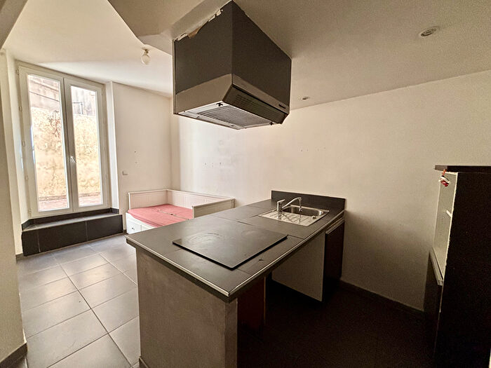 Appartement 2 pièces à Marseille 1er, Noailles, à vendre