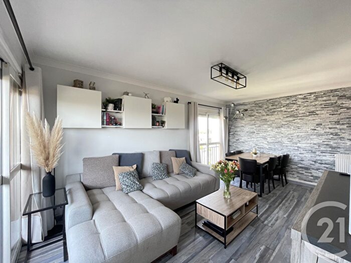 Appartement 3 pièces à Maurepas, L'Agiot, à vendre