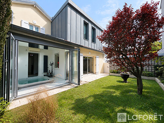 Maison 5 pièces à vendre à Sèvres, Les Bruyères