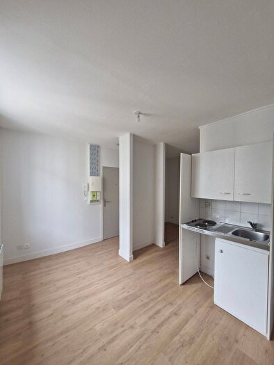 Appartement à louer - Coteaux Ouest-Pasteur, Rouen - 1 pièce