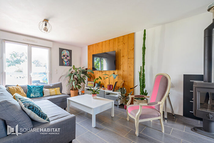 Maison à vendre - Saint-Léger-les-Vignes - 3 pièces - 2 chambres