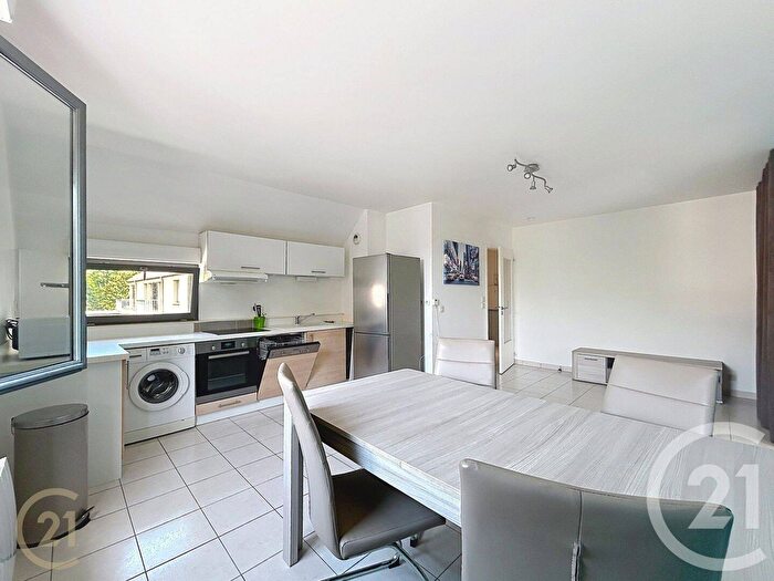 Appartement 2 pièces à Écuelles, à louer