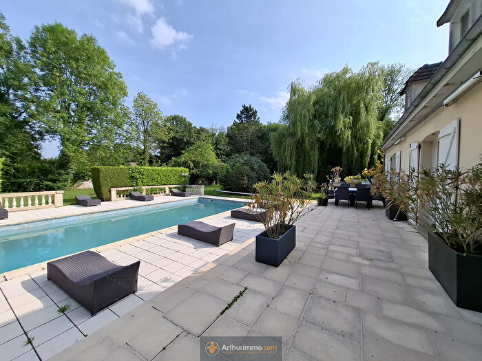 Maison à vendre - Saint-Augustin - 8 pièces - 5 chambres