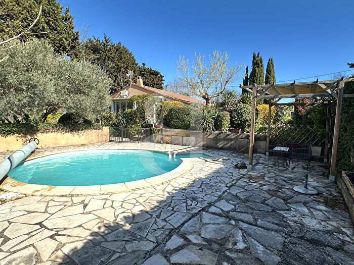 Maison à vendre - Velleron - 7 pièces - 5 chambres