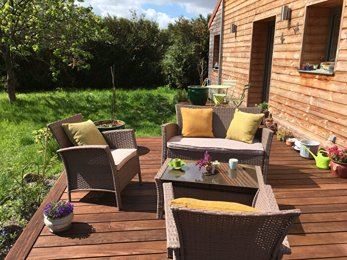 Maison à louer - Mortefontaine - 6 pièces - 4 chambres