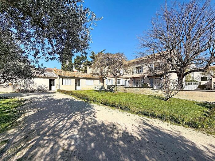 Maison à vendre - Châteauneuf-de-Gadagne - 8 pièces - 6 chambres