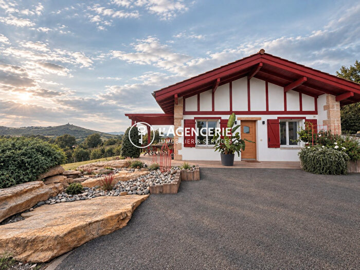 Maison 4 pièces à Irissarry, à vendre