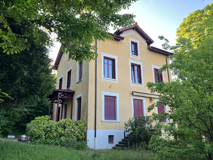 Maison 9 pièces à Charbonnières-les-Bains, à vendre