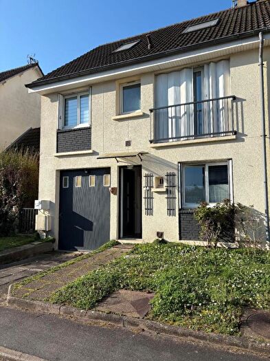 Maison à vendre - Montfermeil, Centre-ville - 6 pièces - 4 chambres