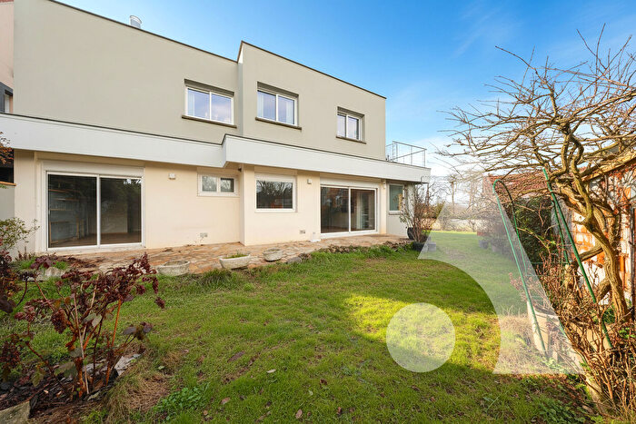 Maison à vendre - Évry, Village - 6 pièces - 4 chambres