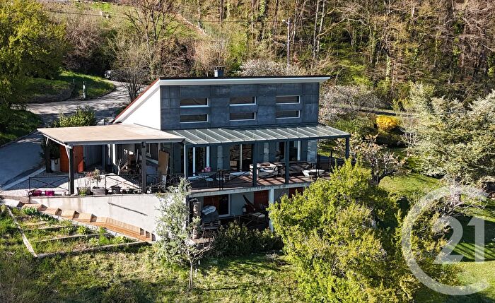 Maison à vendre - Montfaucon - 6 pièces - 5 chambres