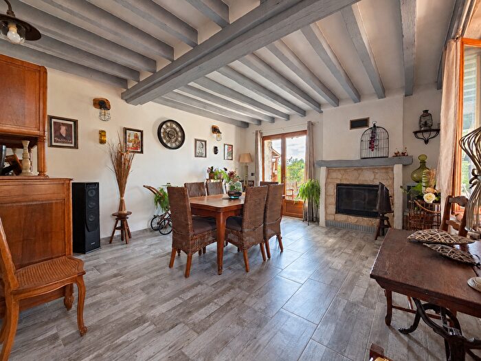 Maison 5 pièces à vendre à Dammarie-sur-Loing