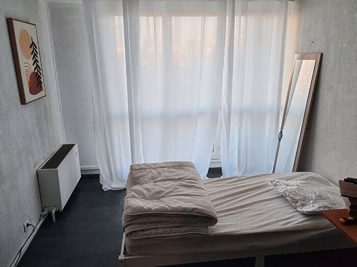 Reste des Chenes-Le Ponceau, Cergy : Appartement 1 pièce à louer