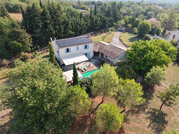 Saint-Clément : Maison 5 pièces à vendre