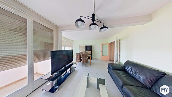 Appartement à vendre - Clermont-Ferrand, Saint-Jacques - 3 pièces - 2 chambres