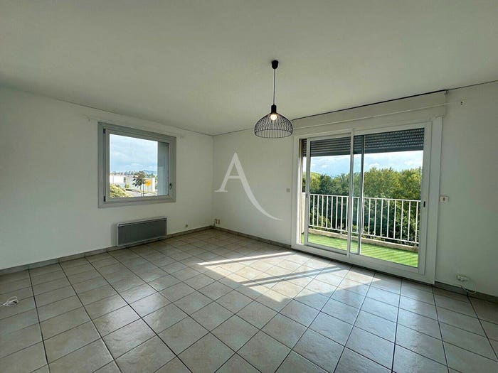 Appartement 3 pièces à louer à Capucins-La Barbacane-La Trivalle-Bellevue, Carcassonne