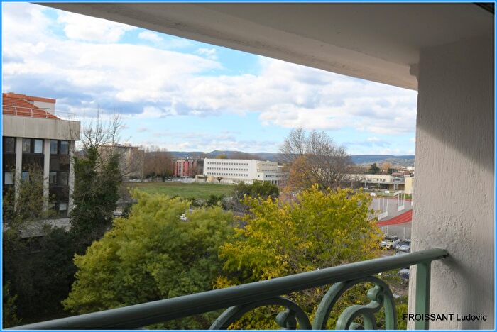 Appartement à vendre - Montélimar, Centre-ville - 3 pièces - 2 chambres